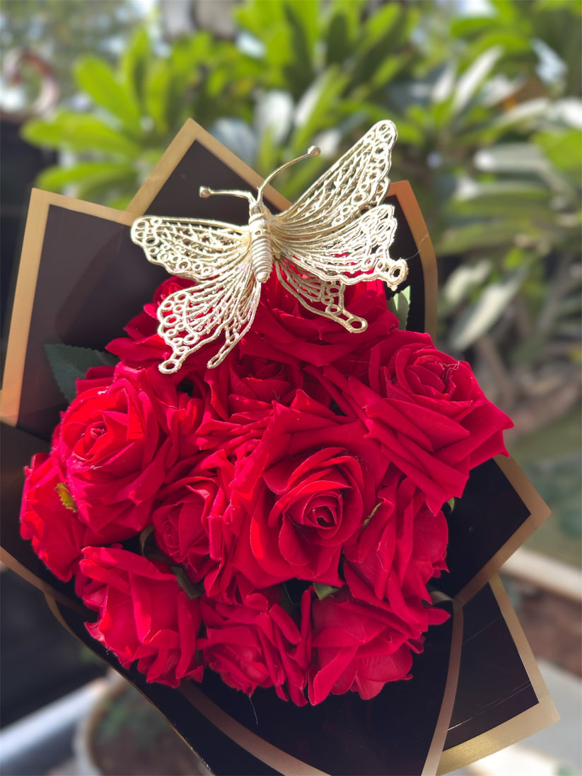 Everlasting Red Rose Premium Bouquet - The Rose That Never Dies – Shop ...